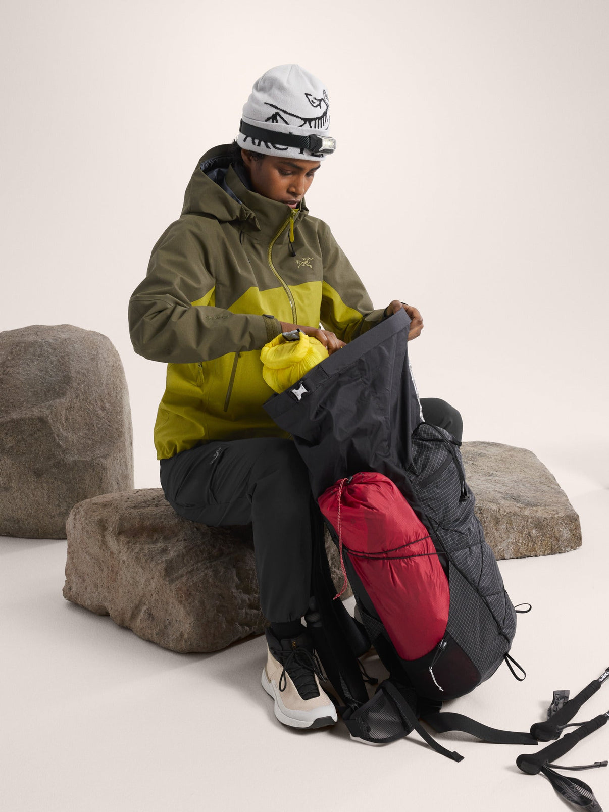 Arc'teryx Women's Waterproof Beta AR Jacket Green – Tatsu / Olive Moss ...