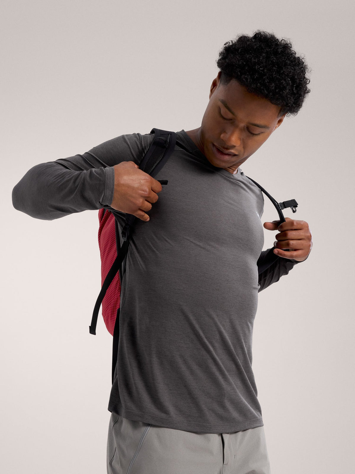 Arc'teryx Men Breathable Cormac Crew Neck Shirt LS Dark Grey – Black ...